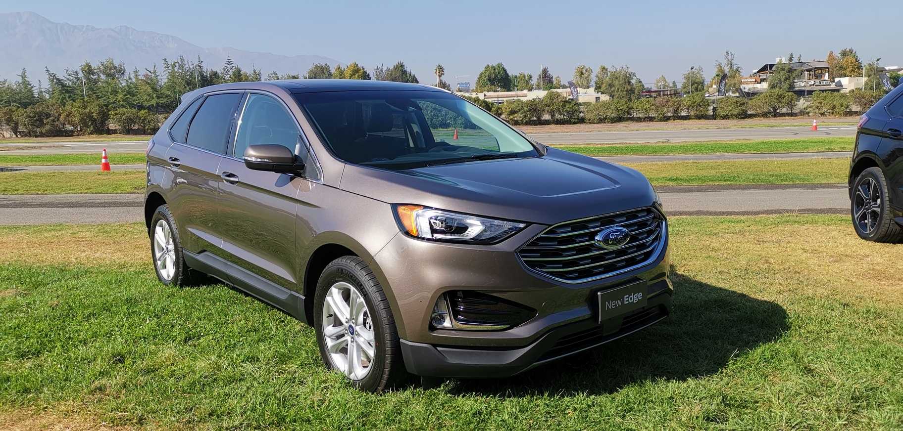 Ford Chile presenta su renovada Edge 2019 junto con la versión ...