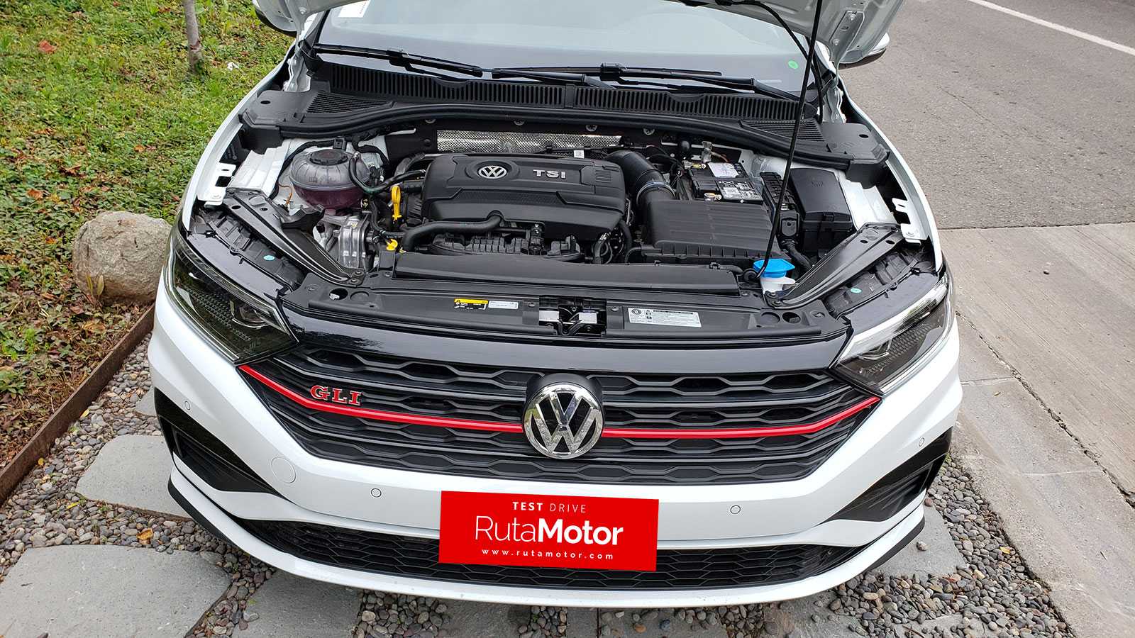 Volkswagen Jetta GLI DSG 2.0TSI 230 HP - Un sedán con esteroides