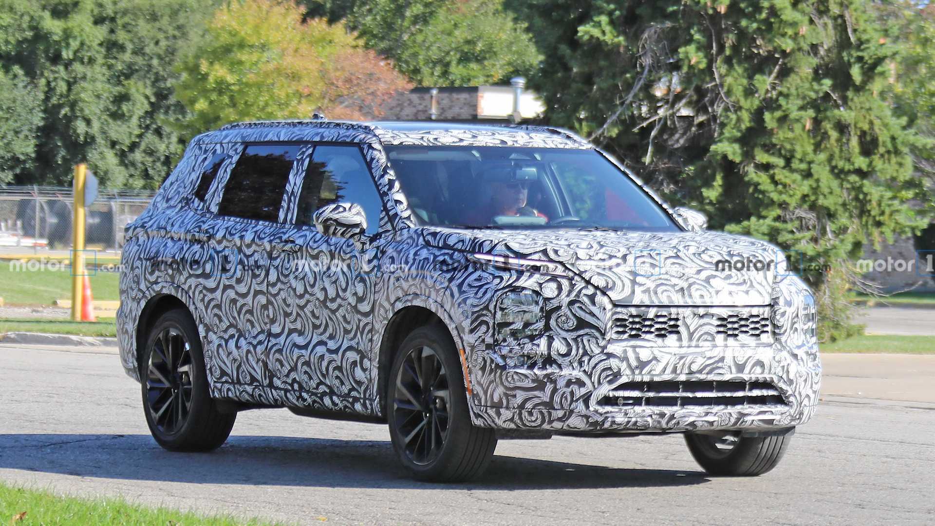 El nuevo Mitsubishi Outlander 2021 se muestra en fotos espía