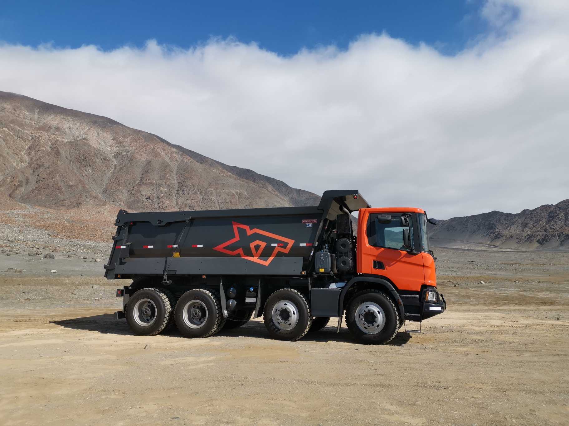Prueba Scania P 450 XT 8x4 – Listo para conquistar la minería