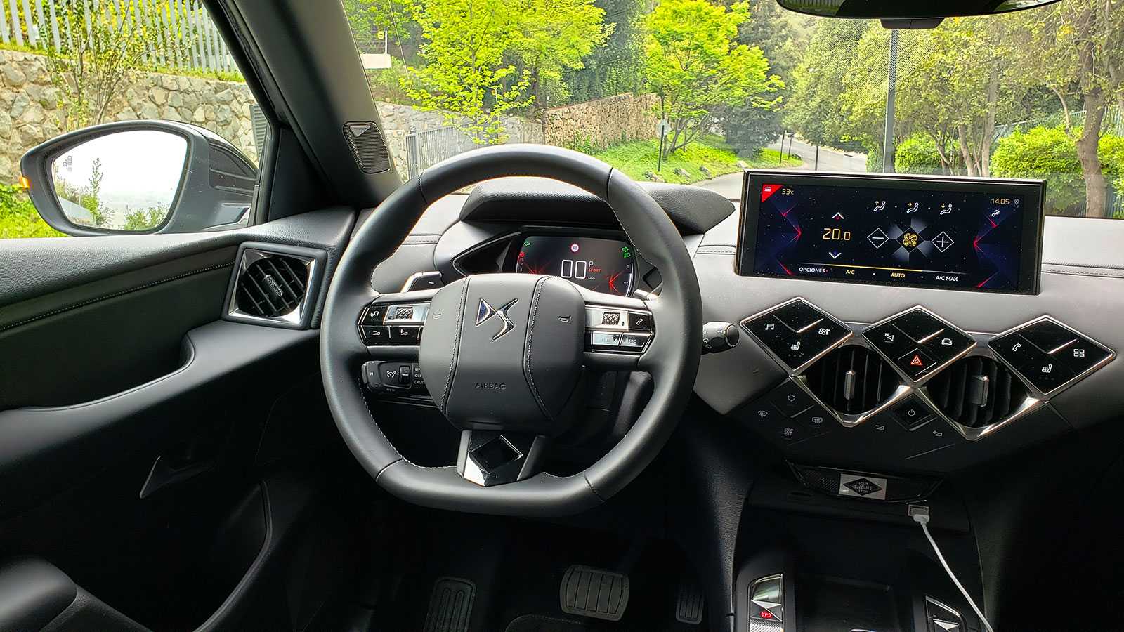 DS3 Crossback BlueHDI 130 AT8 Opera - Lujo francés en envase pequeño