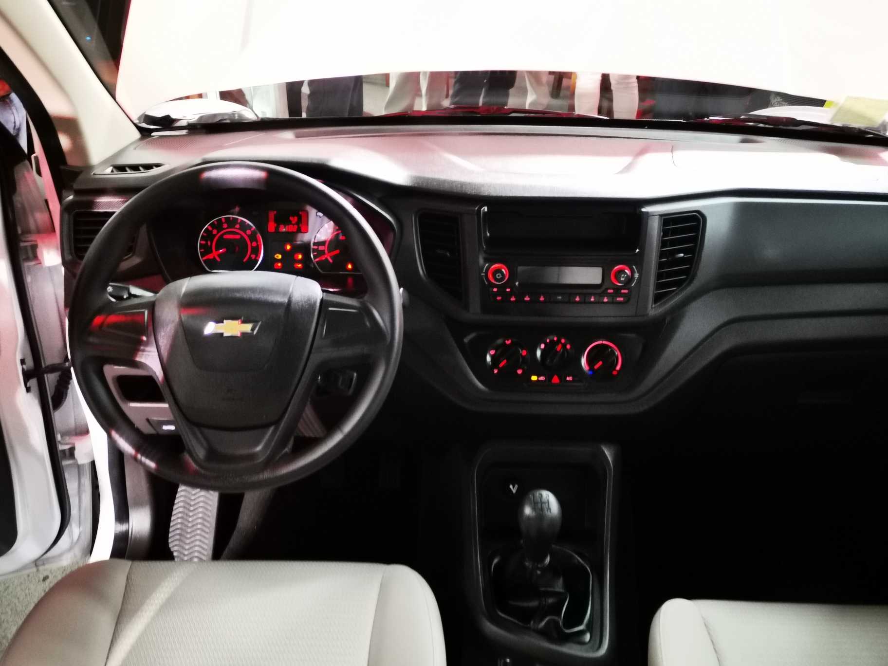 Lanzamiento Chevrolet N400 Max Rutamotor (10) - Rutamotor