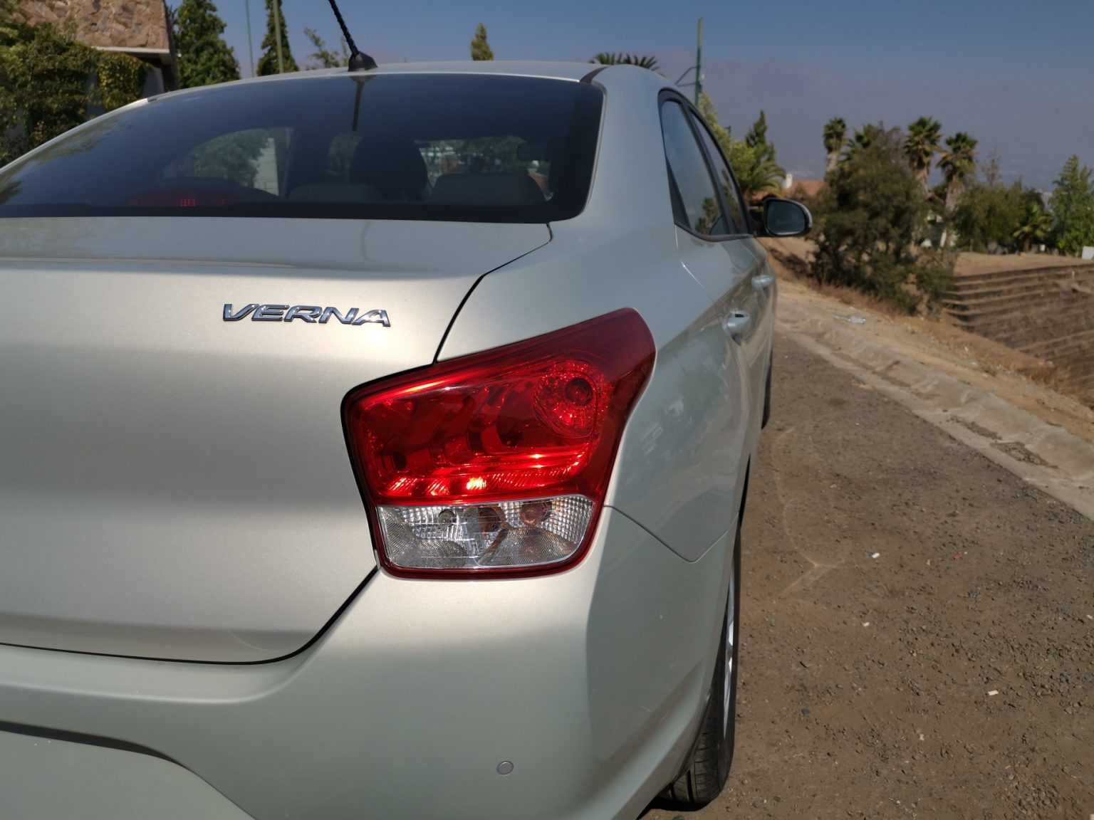 Hyundai Verna 1.4 MT Plus 94 Hp 5 Mt - Larga vida a los sedanes - Rutamotor