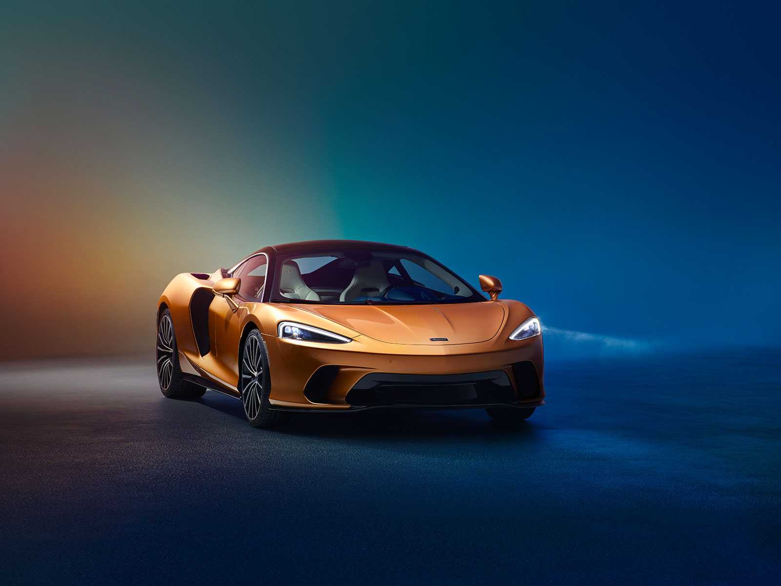 Mclaren estrena en Chile su versión GT con 620 CV