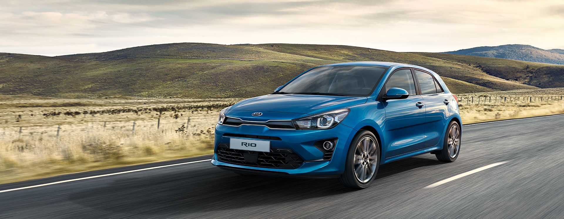 KIA actualiza el Rio5 con versiones semihíbridas - Rutamotor