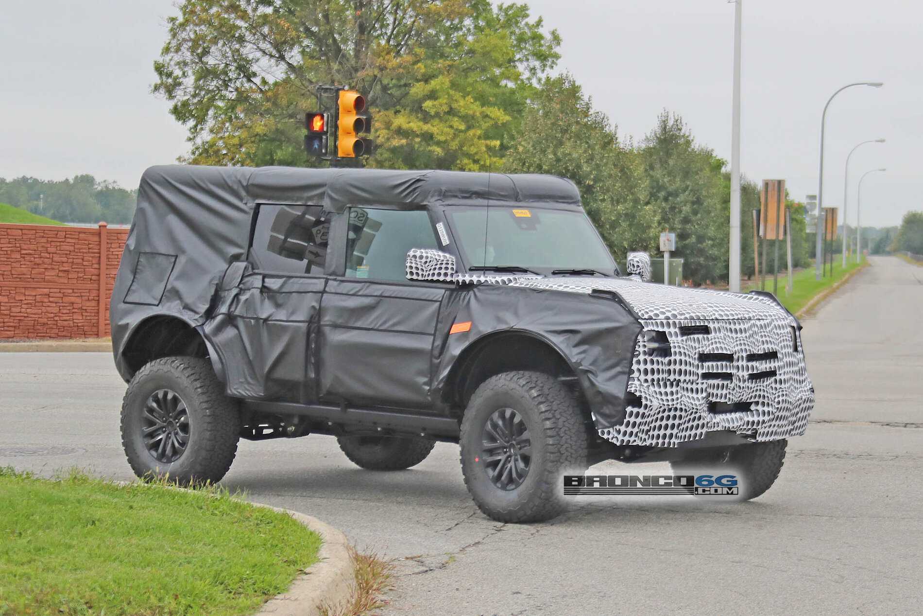 Es visto un Ford Bronco "Raptor" de pruebas - Rutamotor