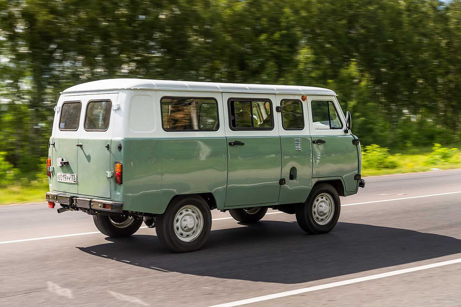 uaz-bukhanka-rutamotor-11 - Rutamotor