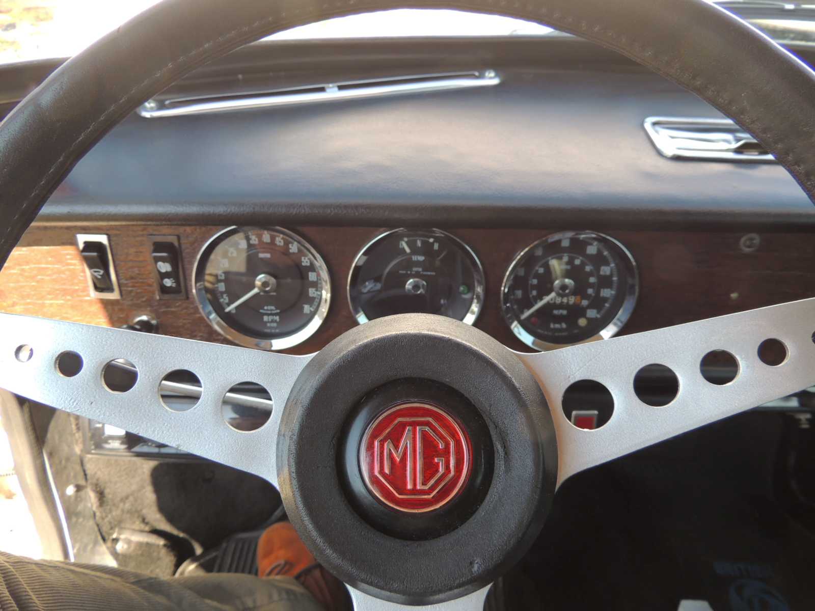 La historia de Morris Garages a bordo de un MG3 - Rutamotor