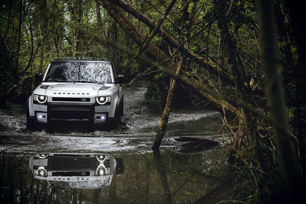 La leyenda del Land Rover Defender hace su estreno en Chile
