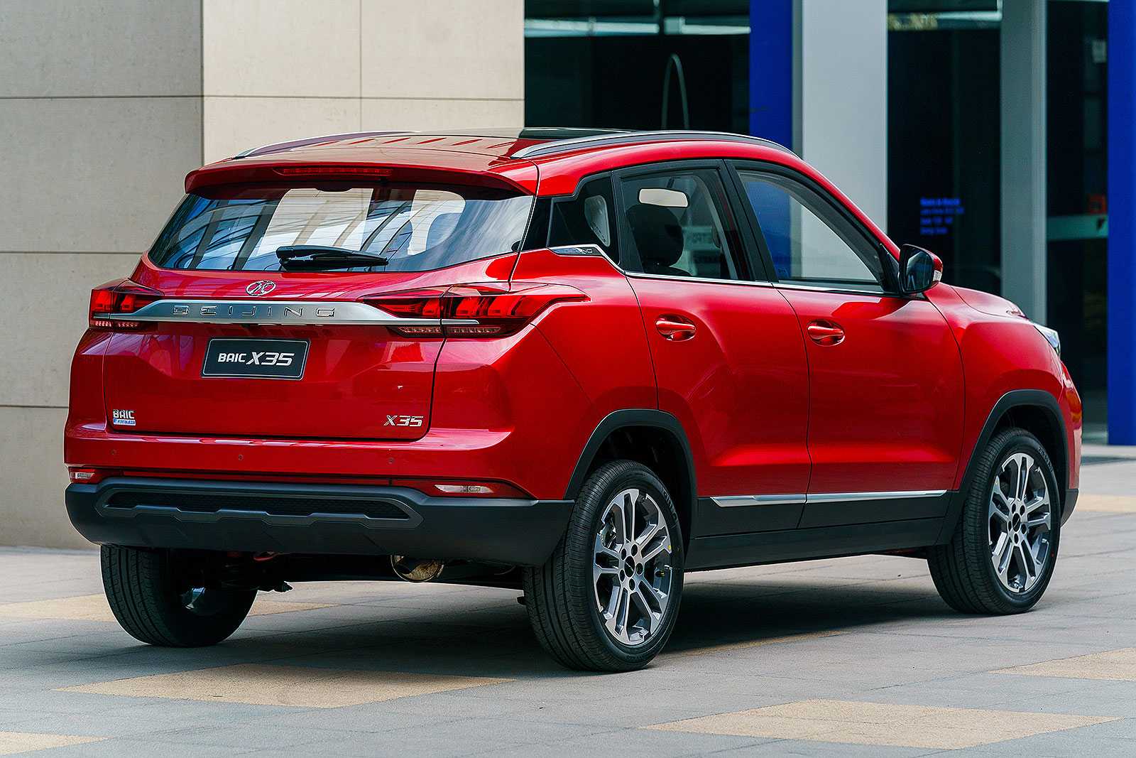 Hace su estreno en Chile el nuevo BAIC X35 en dos versiones