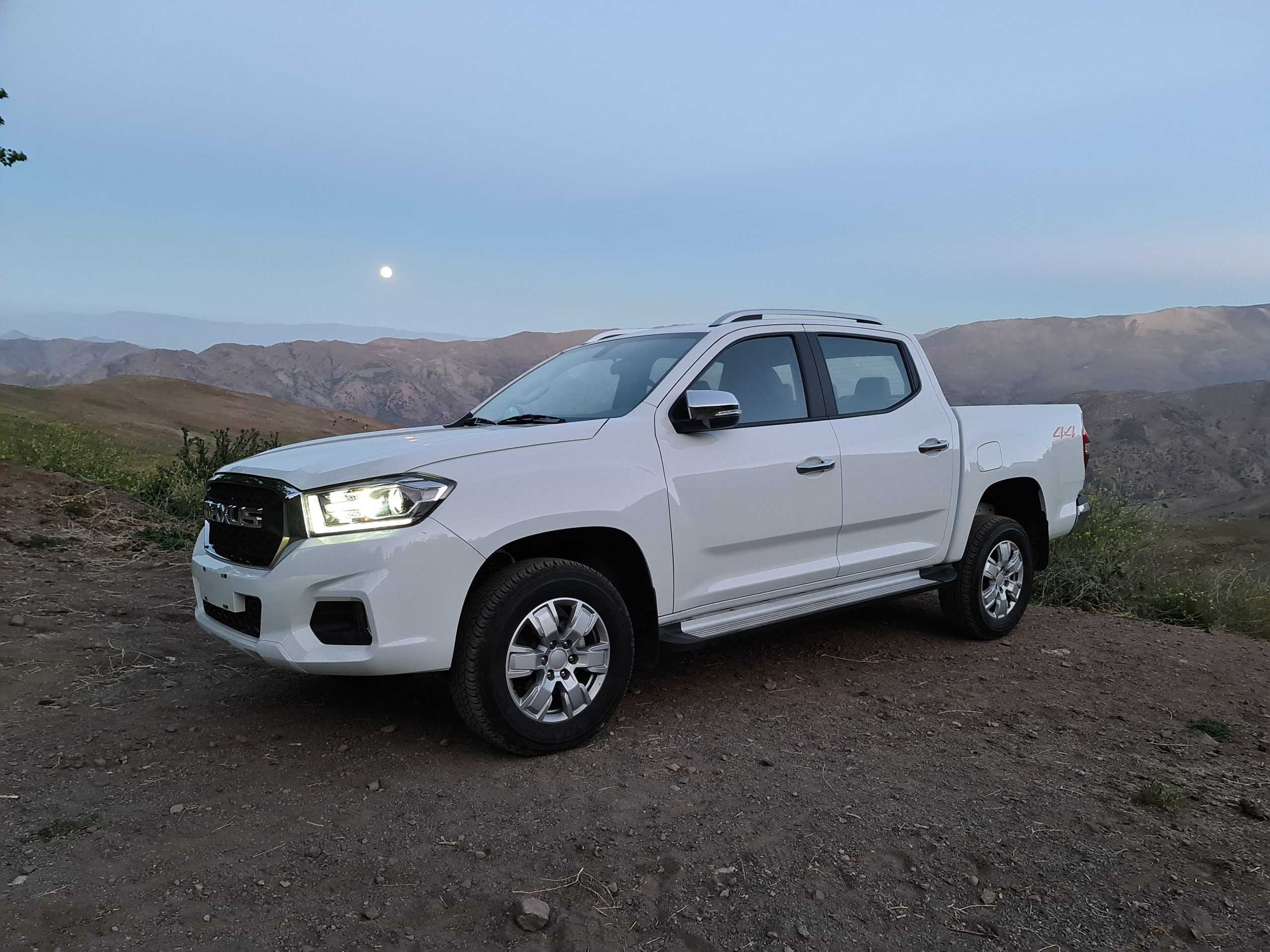 Maxus estrena la nueva T60 2021 con un motor 2.0 y 5 estrellas Ancap