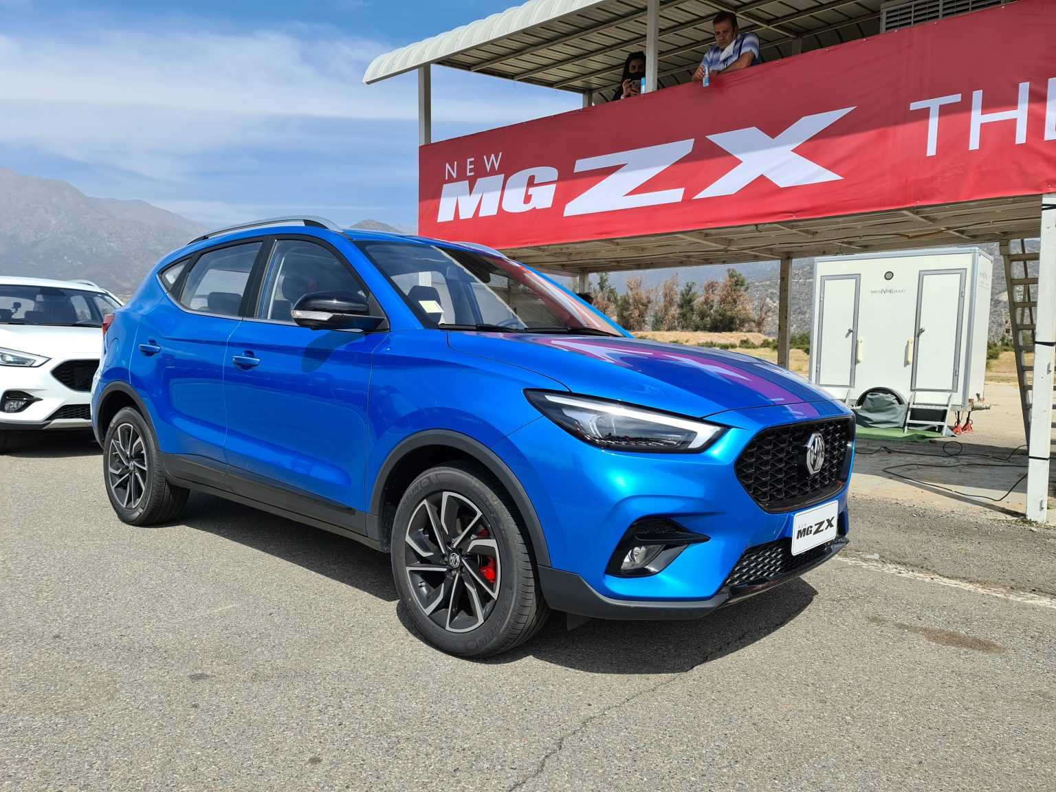 MG estrena su nuevo SUV ZX con motor 1.5 aspirado y 1.3 turbo - Rutamotor