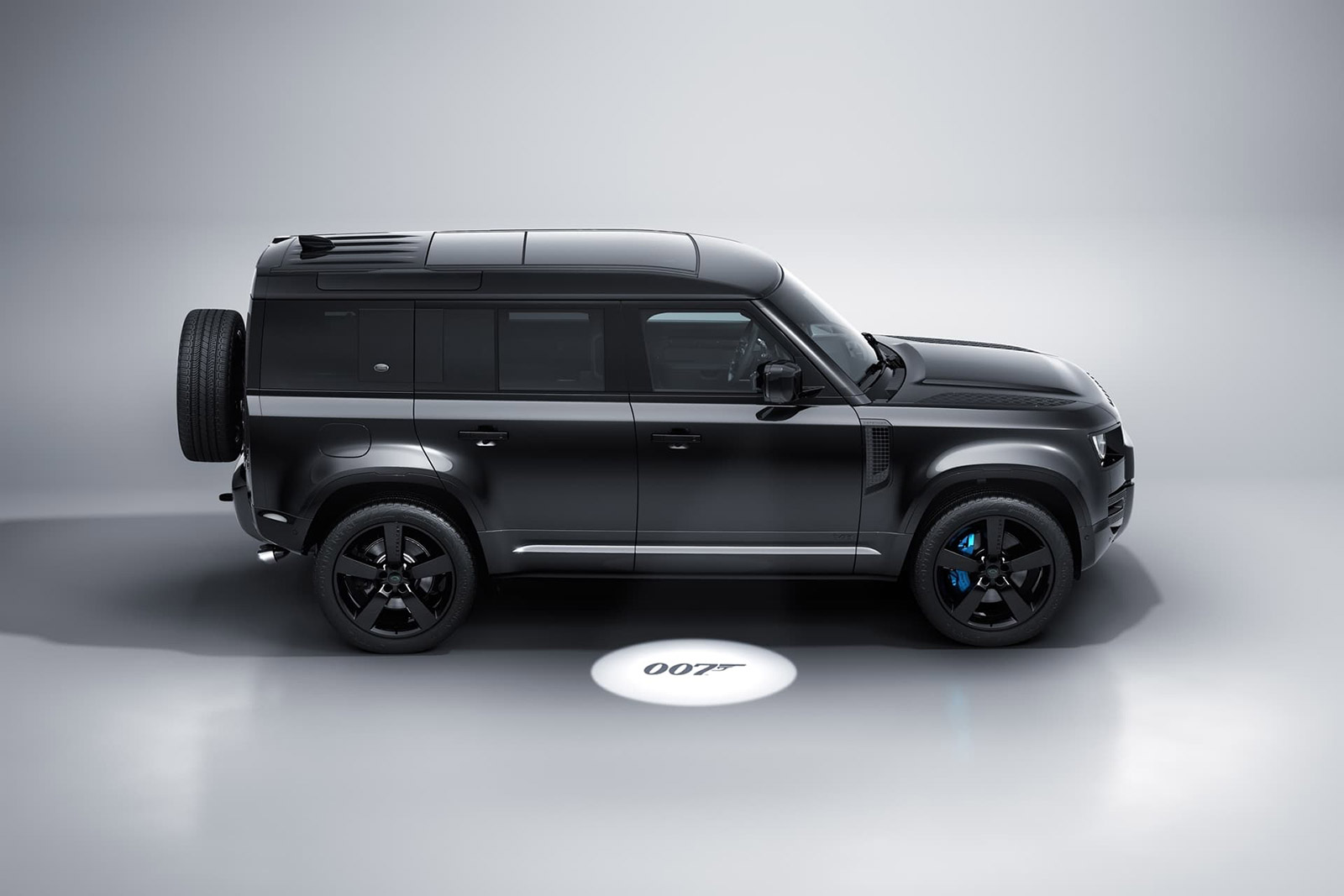 Land Rover Defender V8 Bond Edition con 525 HP