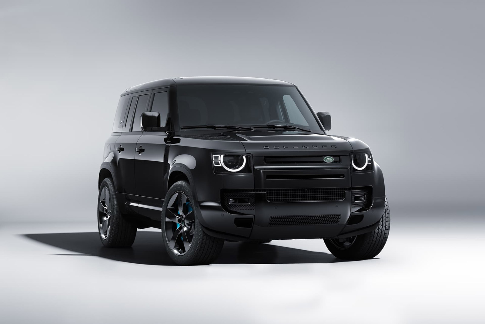 Land Rover Defender V8 Bond Edition con 525 HP