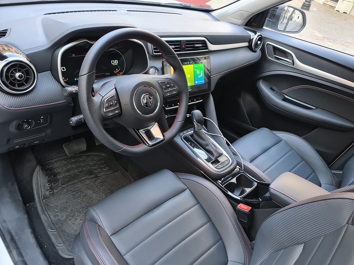 MG ZX Trophy 1.3T 6At 2022 - Atractivo y equipado SUV compacto de MG ...