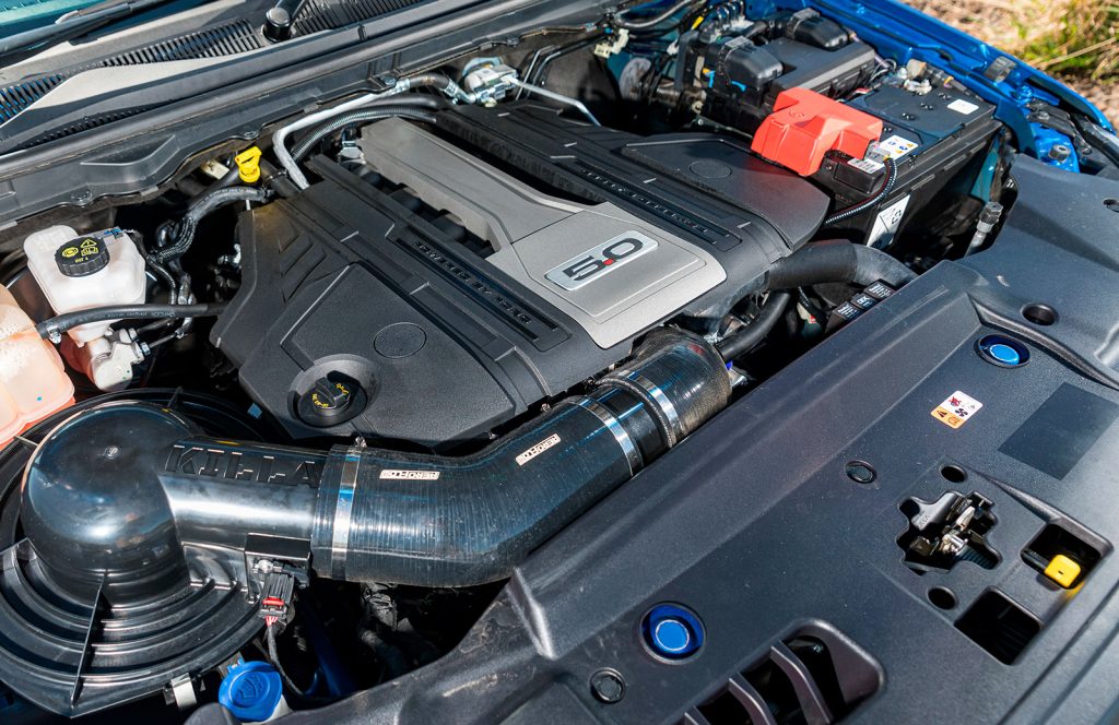 Ford Ranger Raptor recibe el V8 que siempre debió tener - Rutamotor