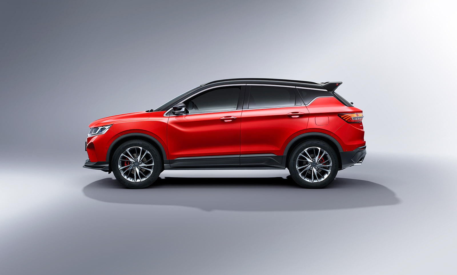 Geely vuelve a Chile y comienza estrenando el Coolray