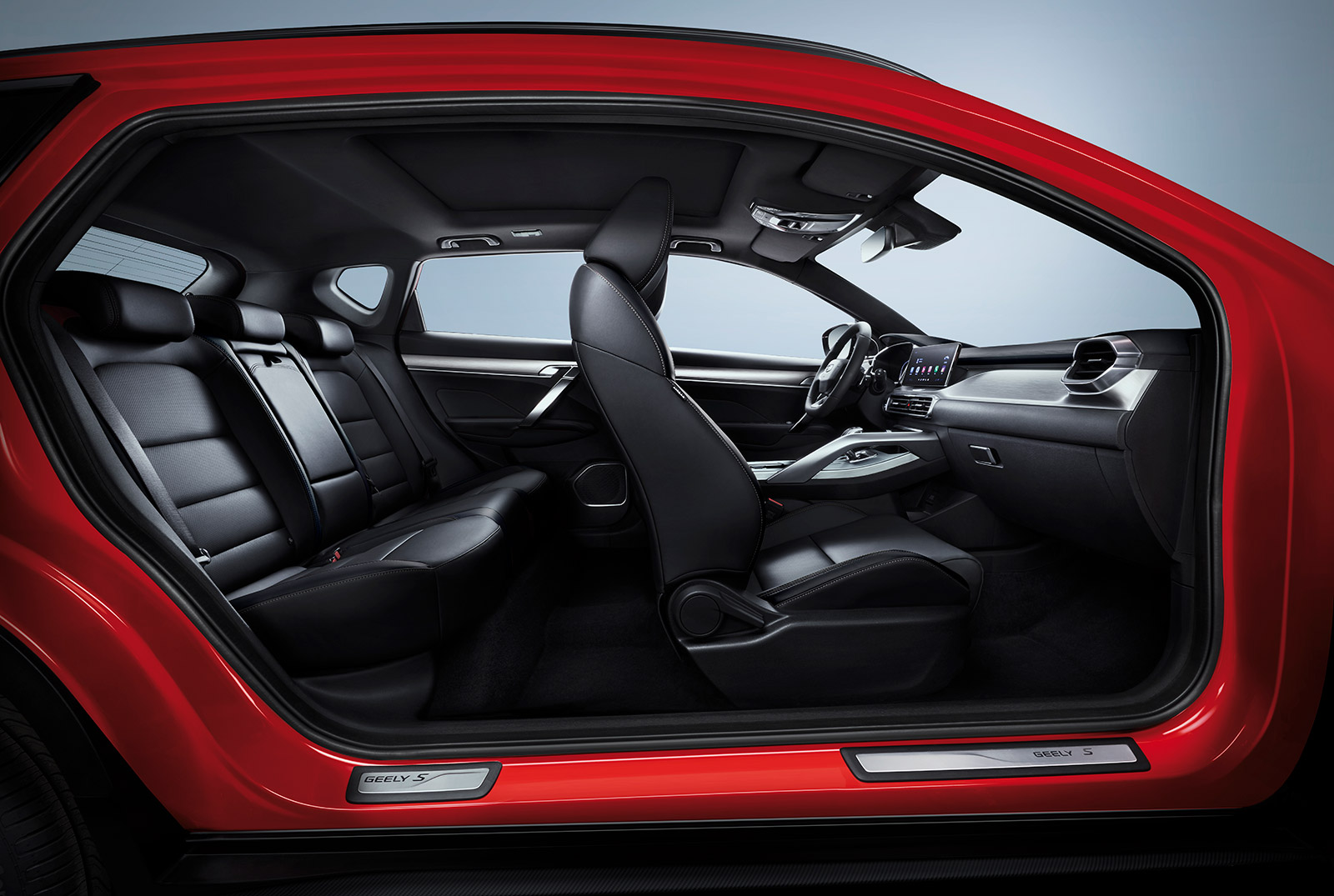 Geely vuelve a Chile y comienza estrenando el Coolray