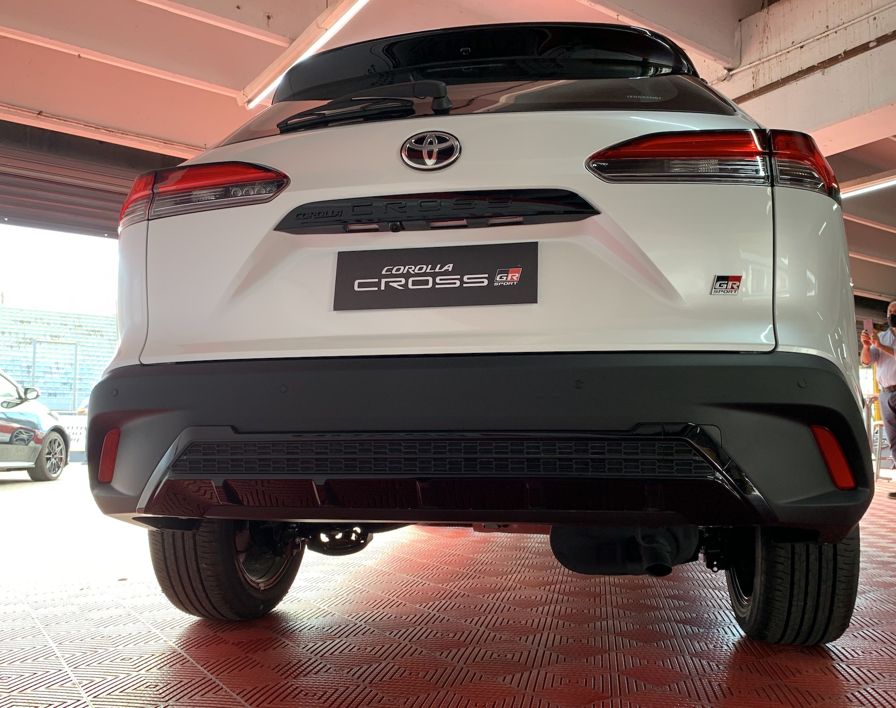 Toyota Corolla Cross GR-Sport 5 - Rutamotor