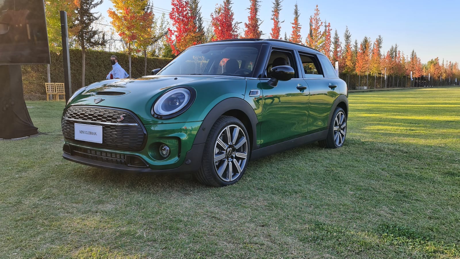 MINI Clubman Cooper S y JCW llegan a Chile para completar la familia ...
