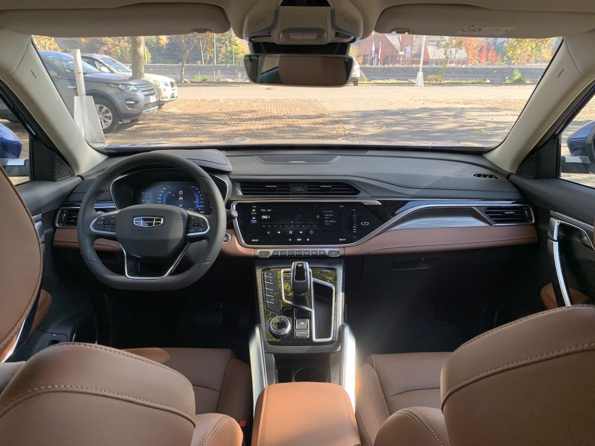 Geely Azkarra - El más grande la nueva era muestra sus credenciales