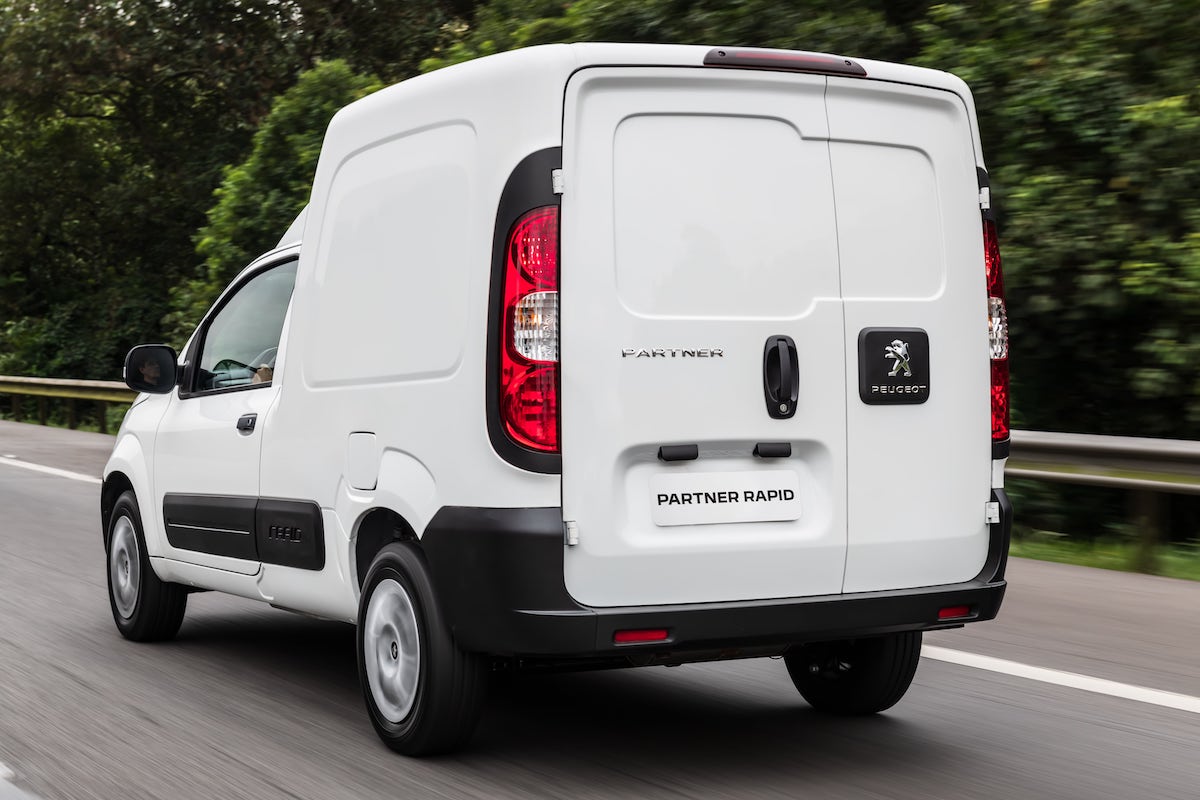Peugeot lanza el Partner Rapid, algo así como un Fiorino pero con el león