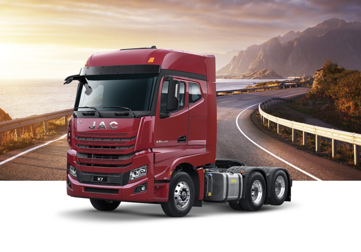 El camión JAC K7 con caja automatizada se suma a los los peso pesados