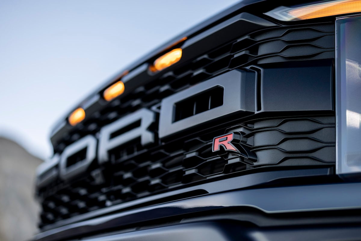 Con un gran poder viene un gran consumo: La Ford Raptor R tiene un ...