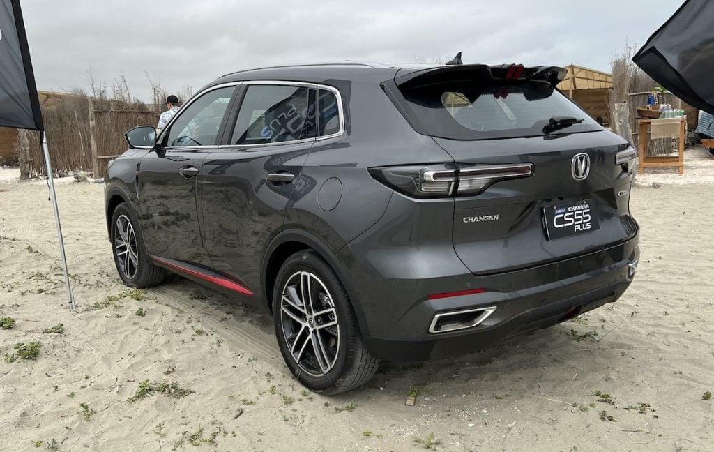Nuevo Changan CS55 Plus: el SUV-C se pliega al estilo del UNI-T