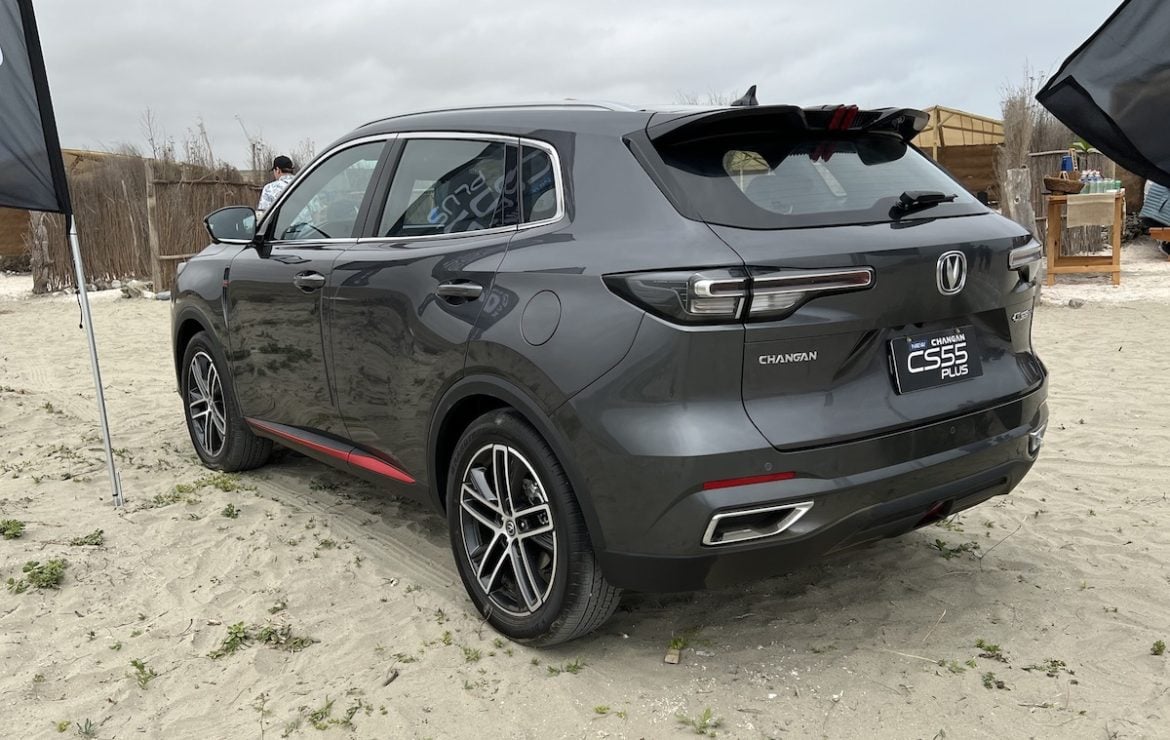 Nuevo Changan CS55 Plus: el SUV-C se pliega al estilo del UNI-T