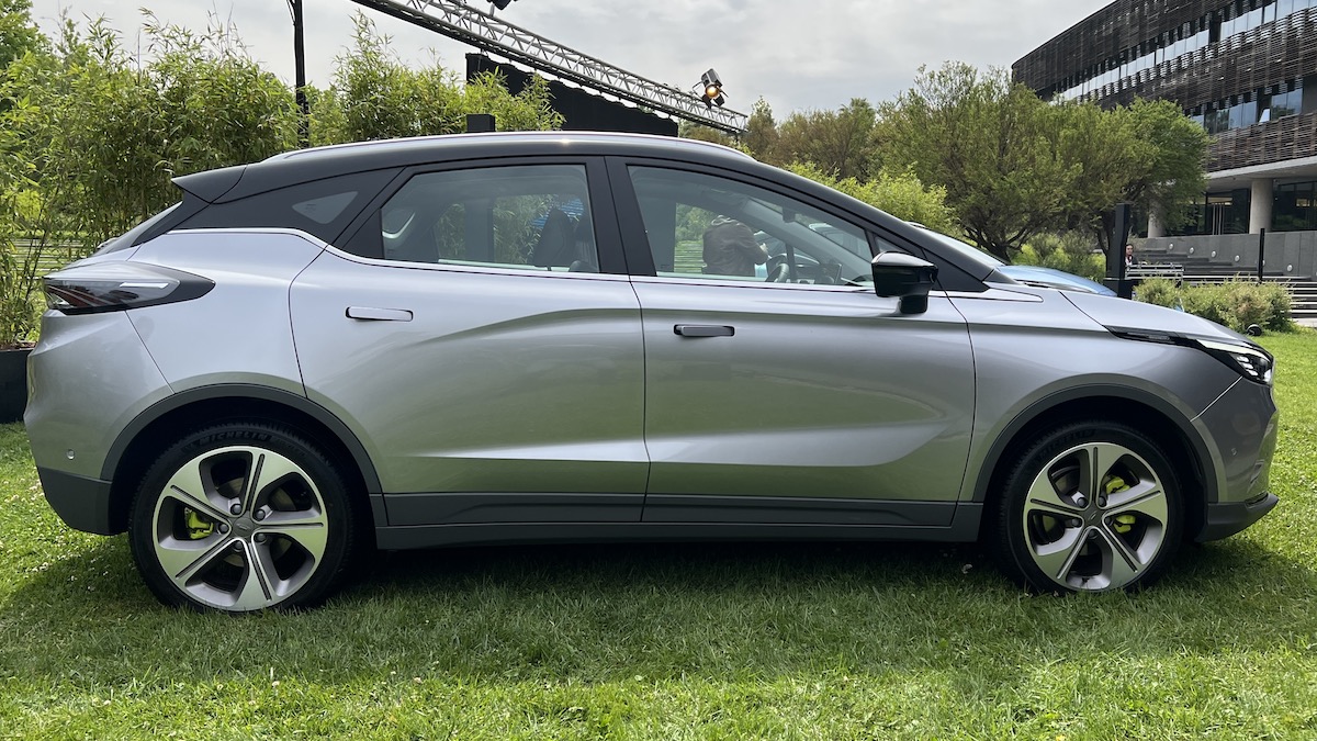 El Geometry C concreta el desembarco local de Geely en los EV