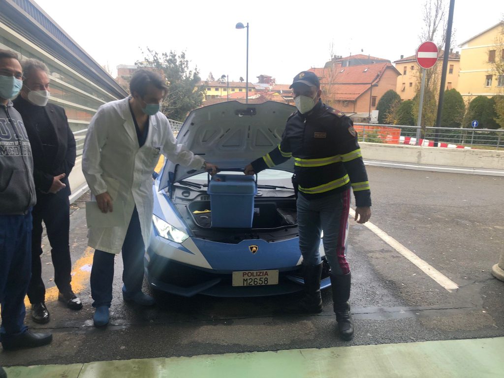 Italia: 600 km a toda velocidad en un Lamborghini, para dar vida
