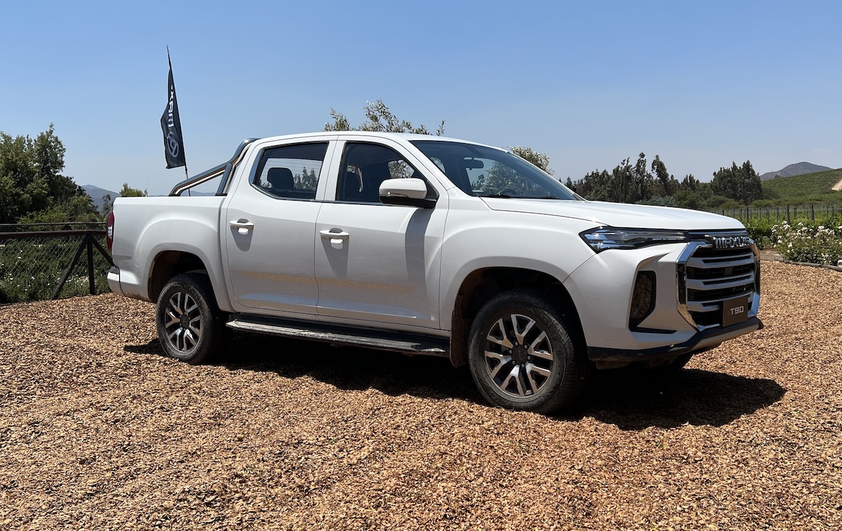 Maxus a la conquista de las camionetas eléctricas con la T90 EV