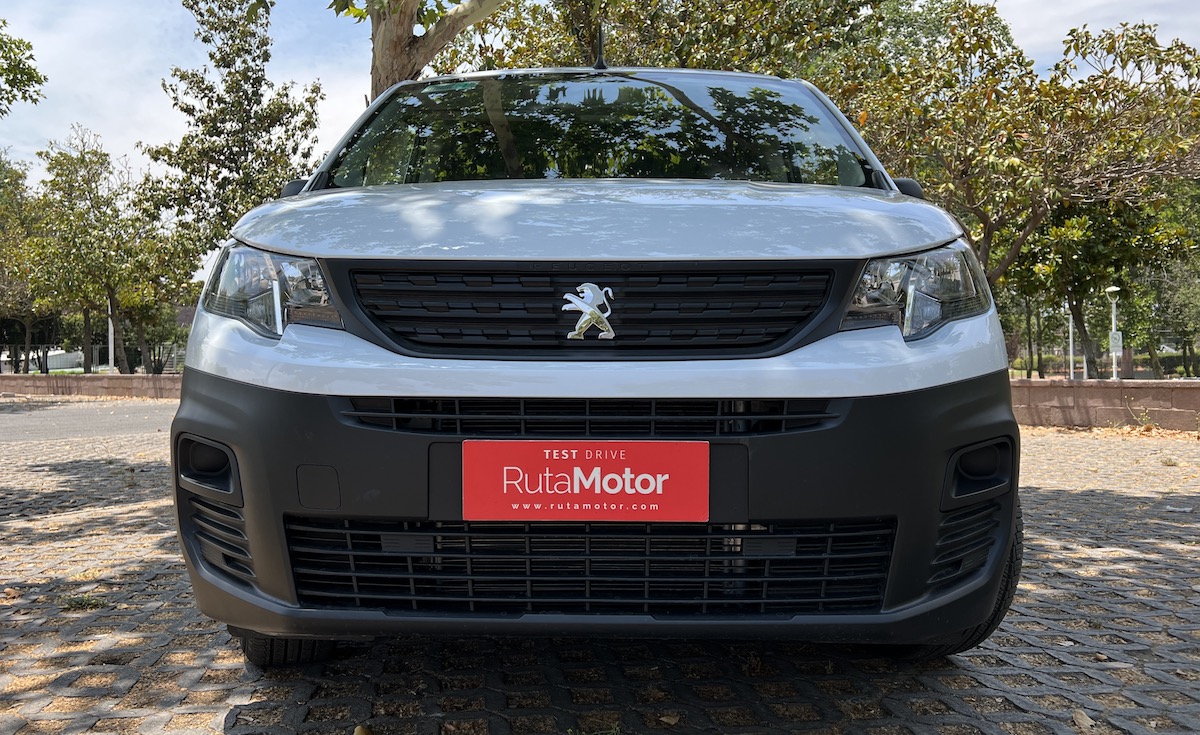 Peugeot ePartner: el león eléctrico vuelve con más pergaminos