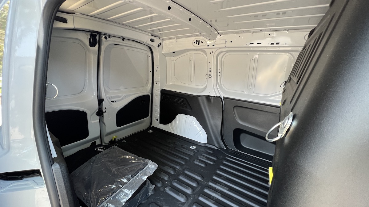 Peugeot ePartner: el león eléctrico vuelve con más pergaminos