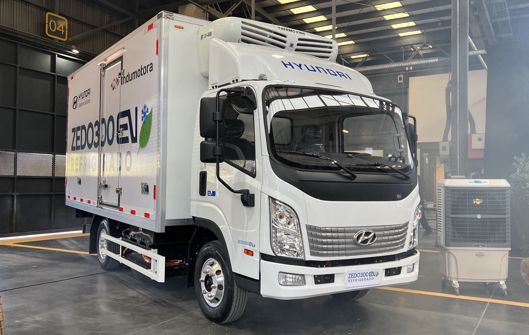 Hyundai suma a la gama del ZEDO 300 EV la versión refrigerada