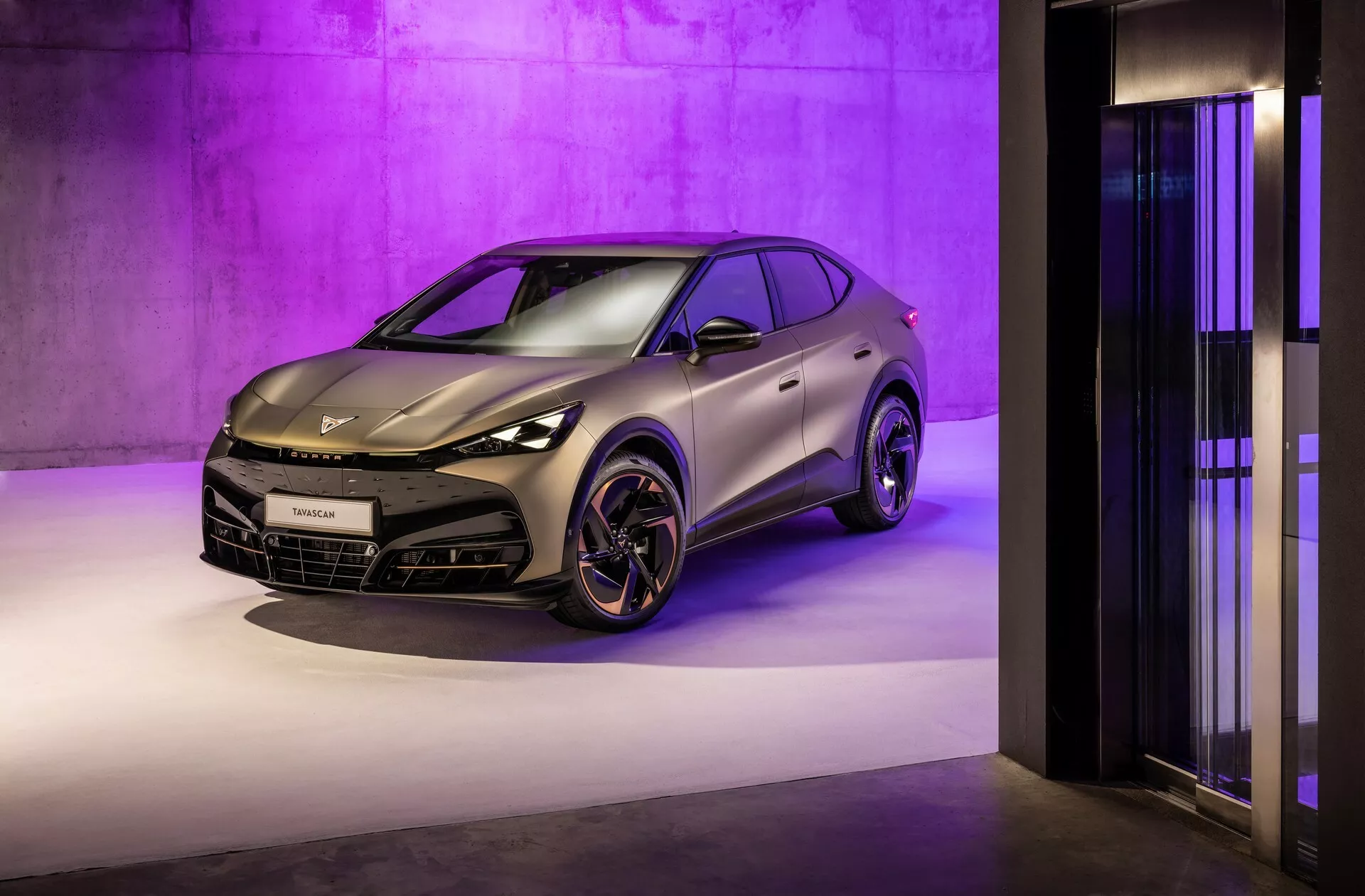 Cupra presenta al nuevo Tavascan 2024, su versión del ID.5 - Rutamotor