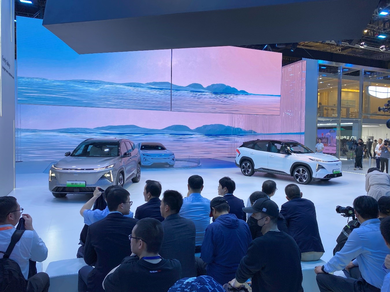 Geely revela sus atrevidas cartas de cara a 2025