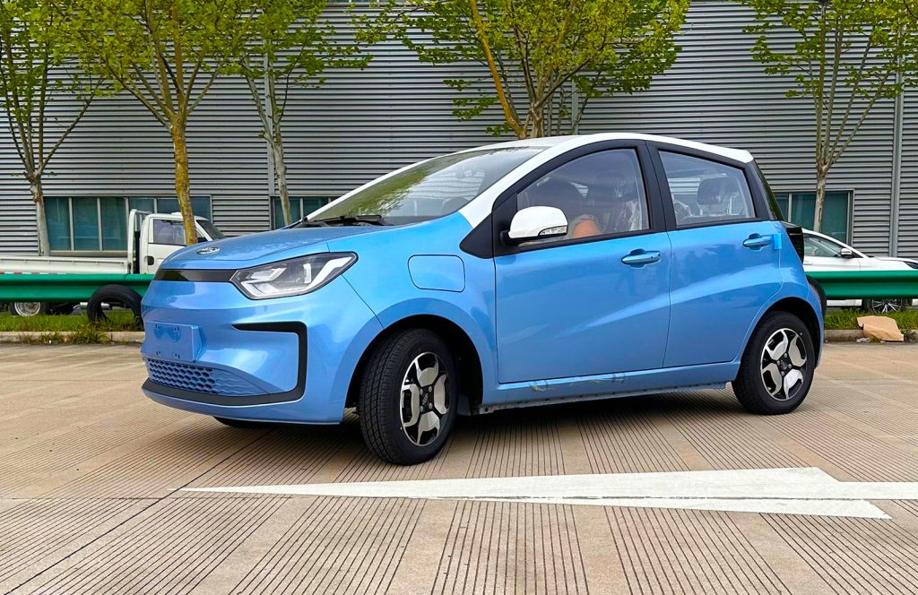 JAC ingresa a la electromovilidad y trae el eléctrico más barato