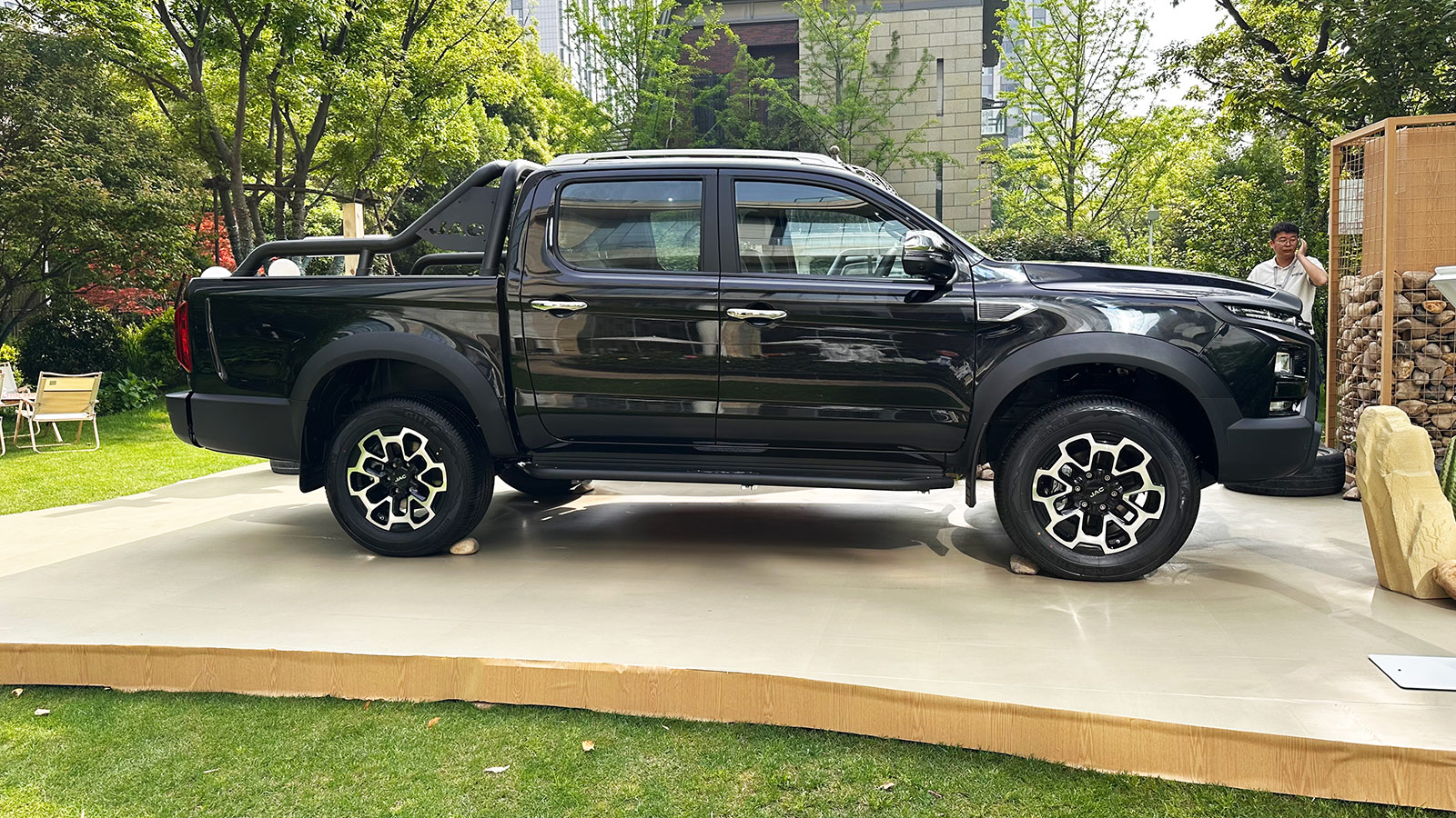 JAC confirma la llegada a Chile de su nueva camioneta T9 AT