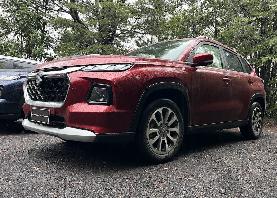 Suzuki lanza el nuevo Grand Vitara, ahora de la matriz Toyota Suzuki lanza el nuevo Grand Vitara, ahora de la matriz Toyota