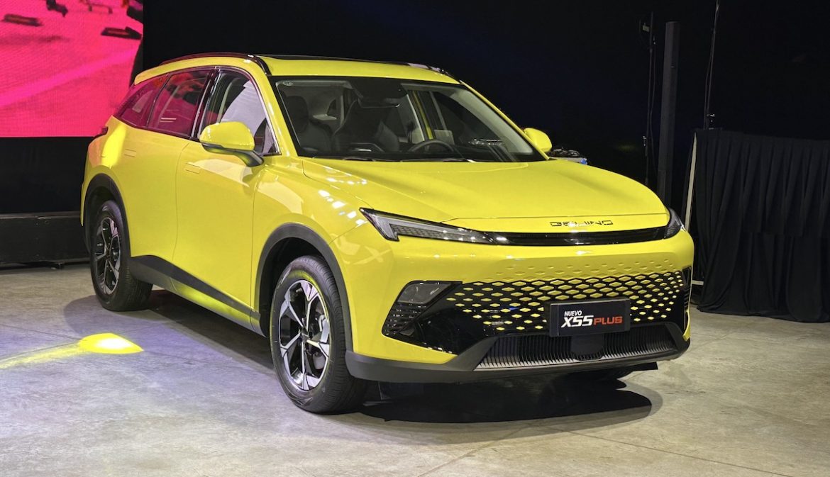 BAIC inaugura su nueva era en Chile con el estreno del X55 Plus