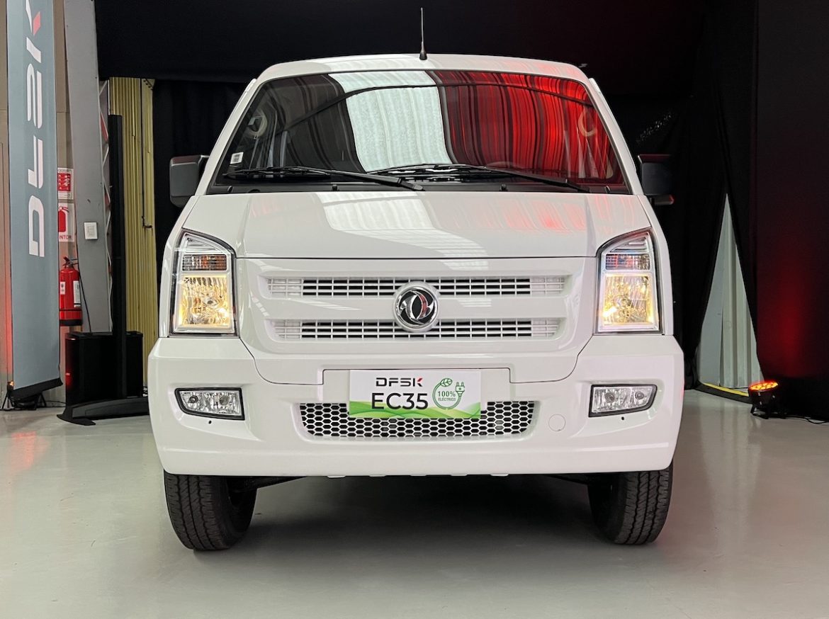 DFSK se estrena en los eléctricos, con la llegada del furgón EC35