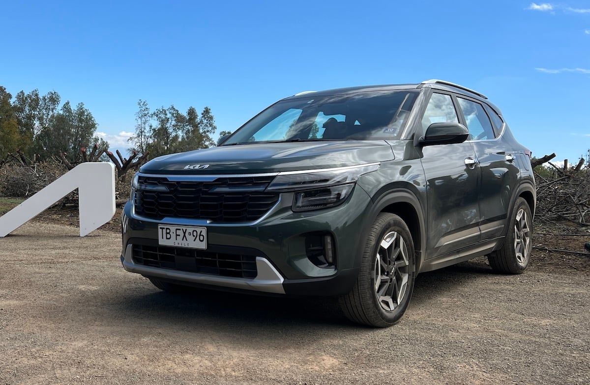 Nuevo frontal, motores y origen: debuta en Chile el Kia Seltos 2024