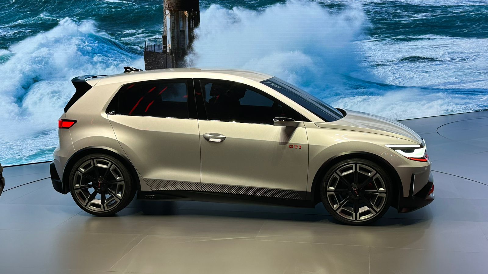 Volkswagen presenta su ID.GTI Concept en el IAA Mobility - Rutamotor