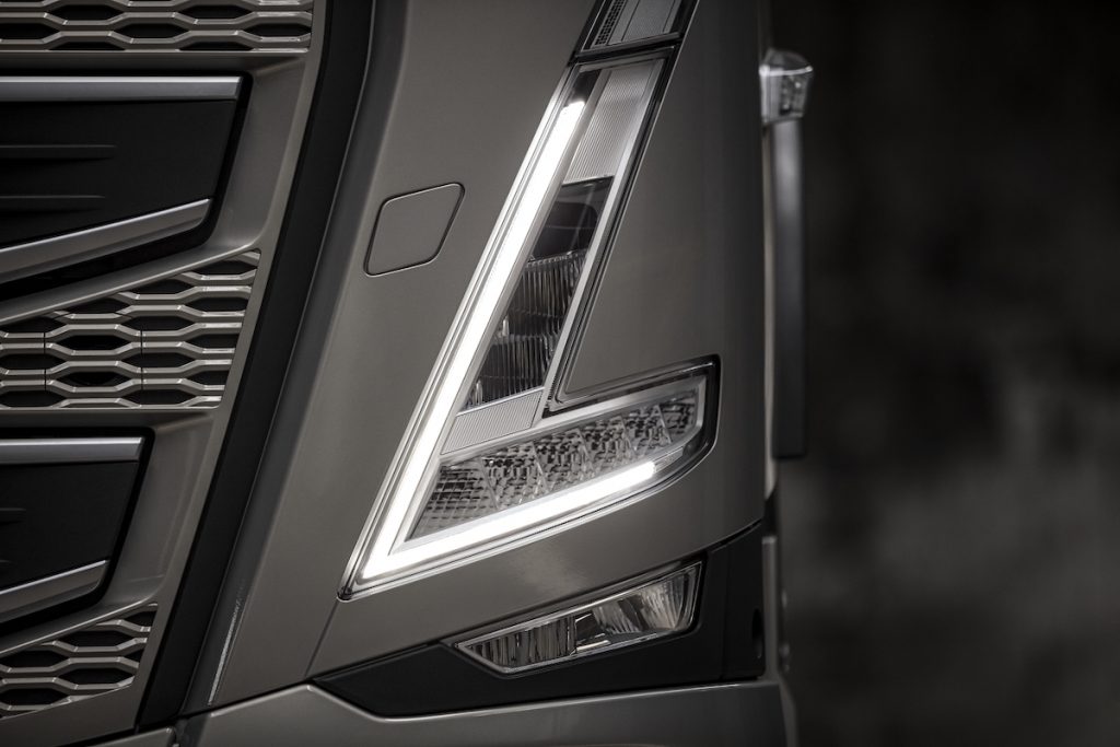 Volvo Trucks festeja los 30 años de su buque insignia FH
