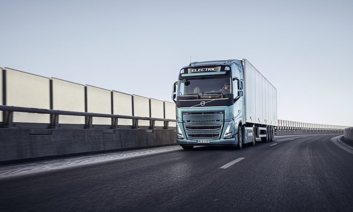 Volvo Trucks festeja los 30 años de su buque insignia FH