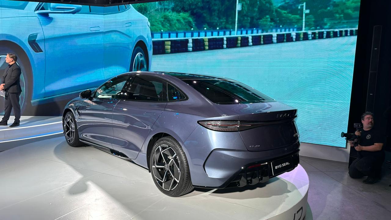 BYD ahora tiene su propio barco para enviar vehículos a Europa - Rutamotor