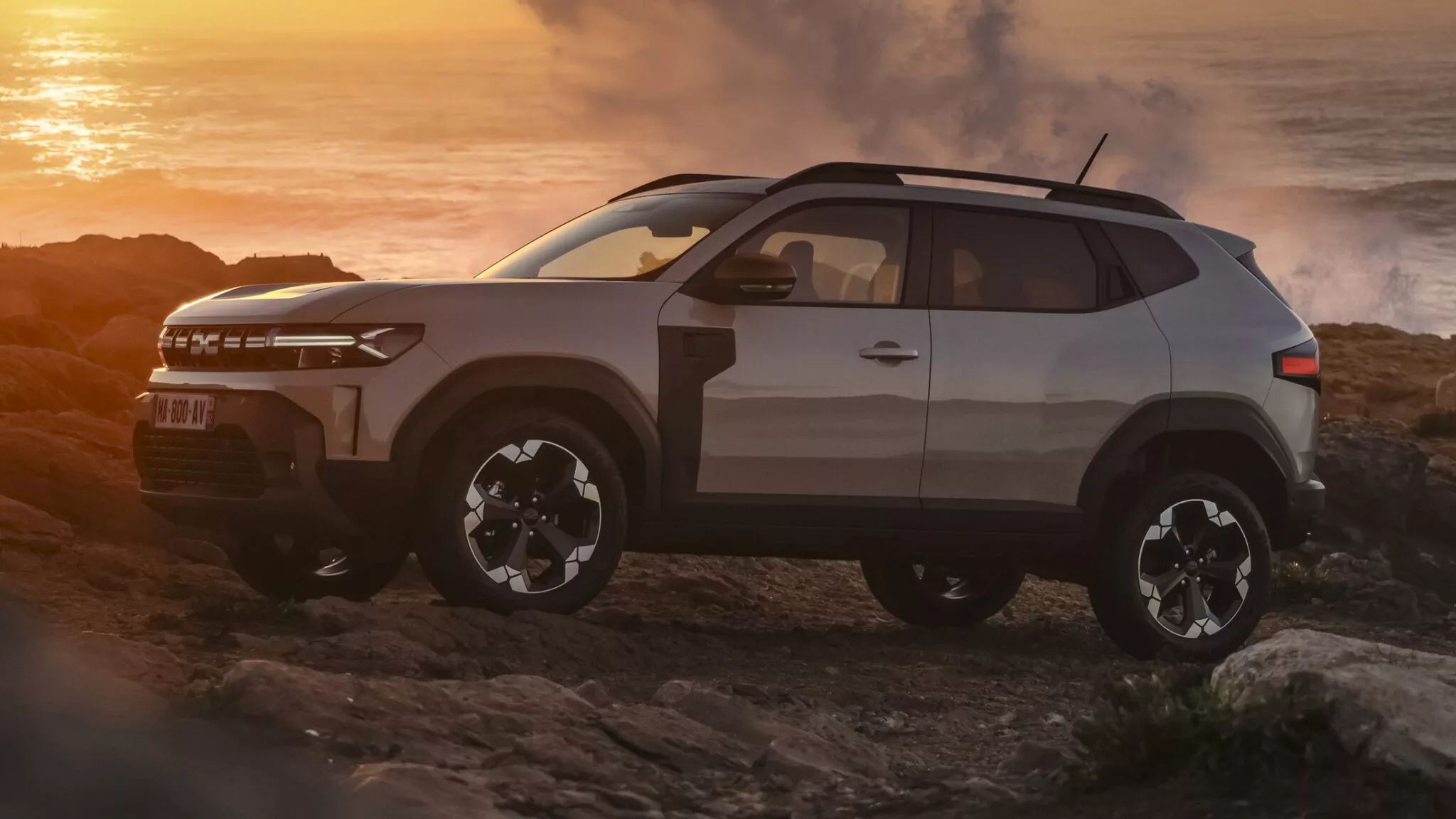 Es revelado el nuevo Dacia Duster 2024, ahora más grande y electrificado - Rutamotor