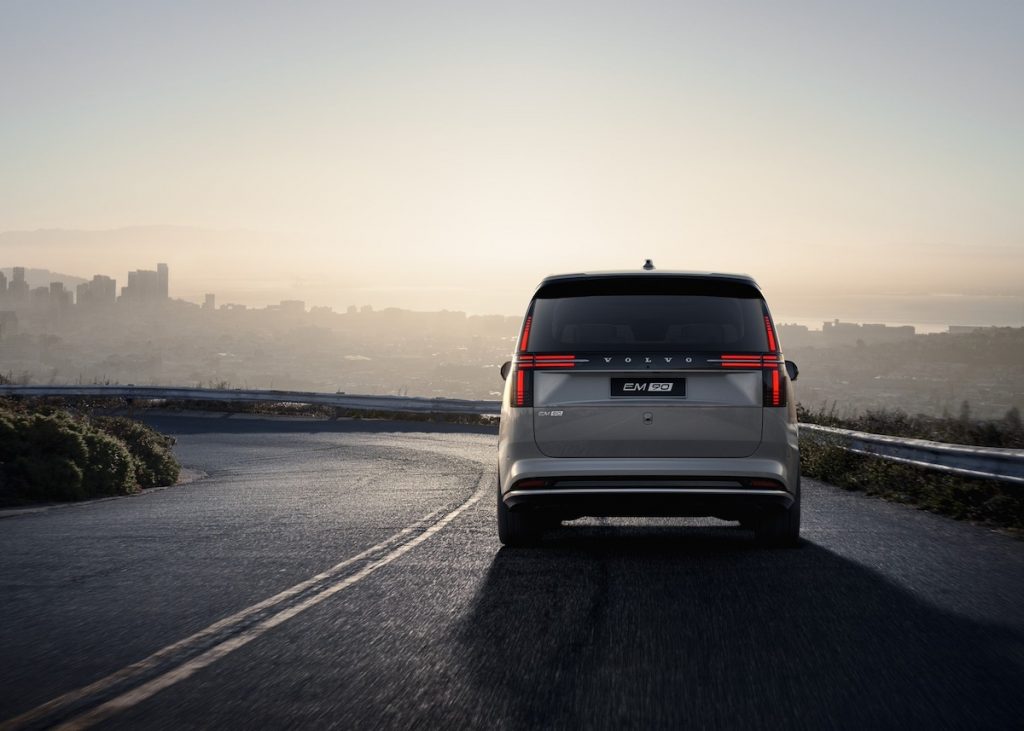 Volvo EM90 PR Images - Rutamotor